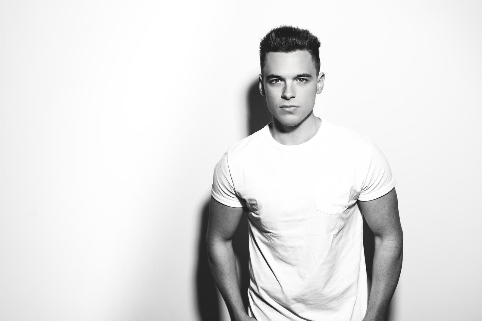 ABOUT DJ TEZ - YEOO DJ